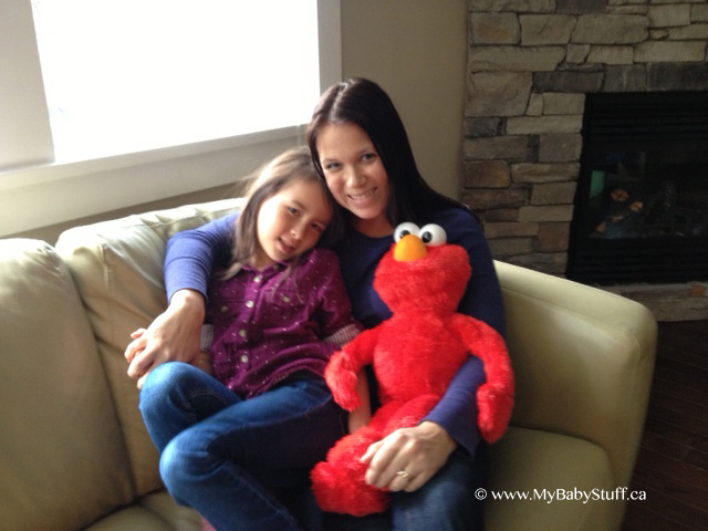 Cuddle and Play with Big Hugs Elmo #giveaway - My Family Stuff