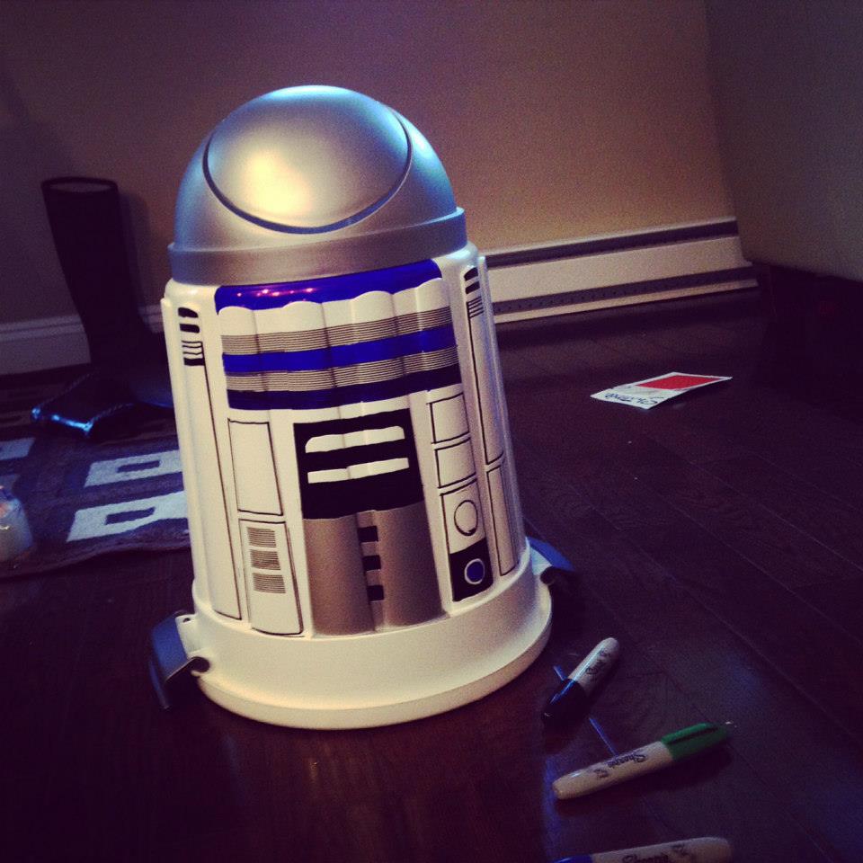DIY R2D2 Halloween costume for less than $25 - My Family Stuff