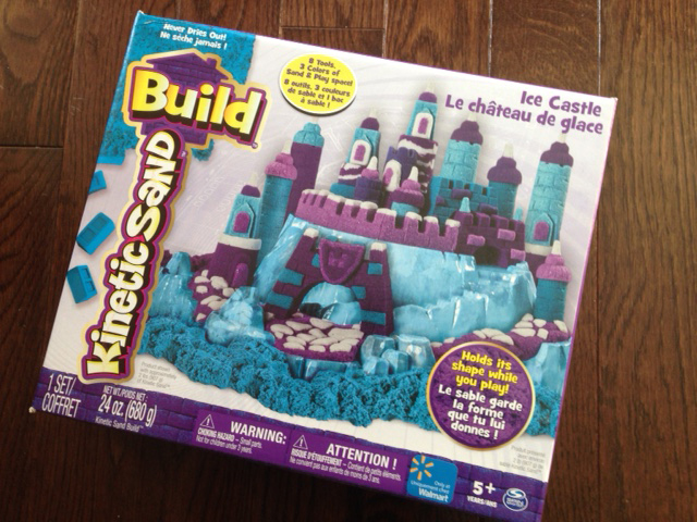 Build, Create, Play with Kinetic Sand #MBSGiftGuide - My Family Stuff