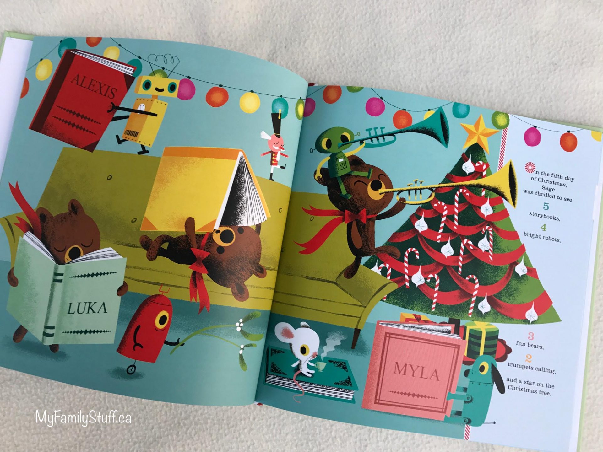 Personalized Holiday Books from I See Me + Giveaway - My Family Stuff