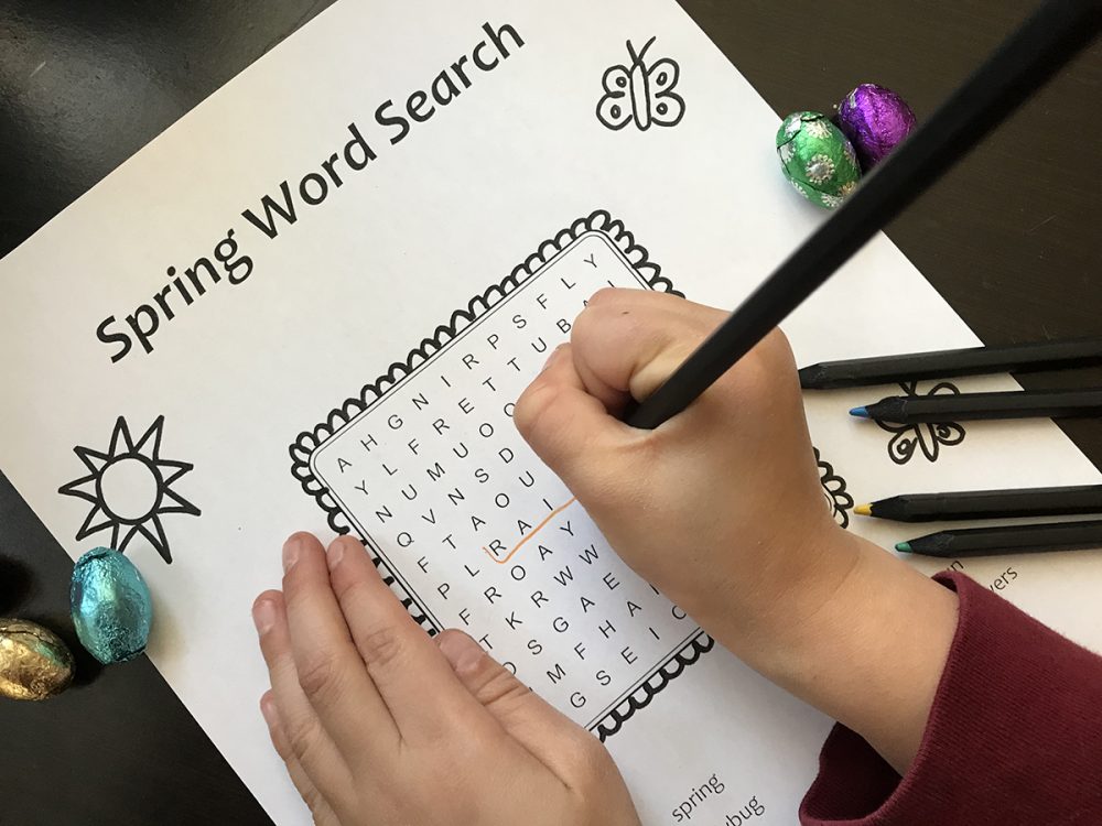 Free Printable: English and French Spring Word Search - My Family Stuff