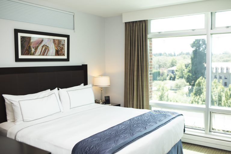 Five Hotels with Pools in Victoria, BC - My Family Stuff