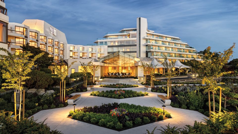 Five Hotels with Pools in Victoria, BC - My Family Stuff