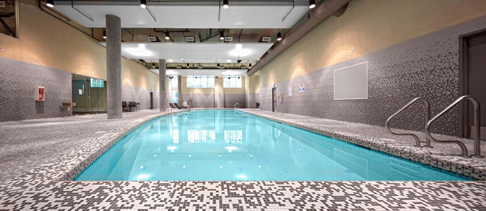 Five Hotels with Pools in Victoria, BC - My Family Stuff