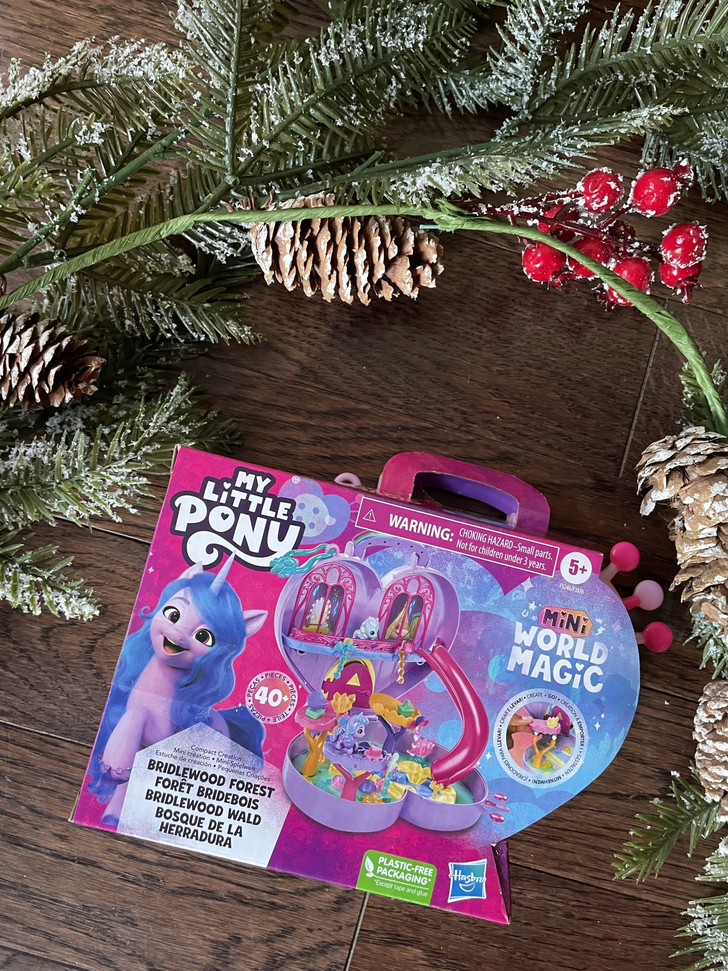 My Little Pony Mini World Magic Compact Creations - My Family Stuff